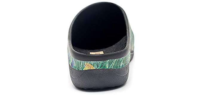 Best Gardening Clogs - Green Yard Magazine